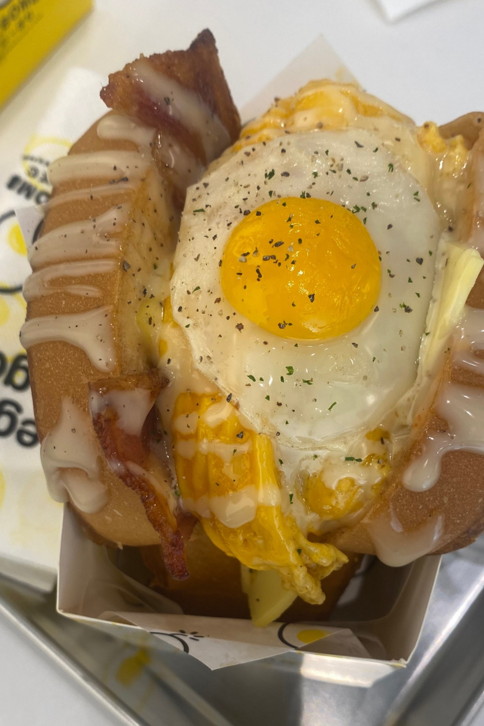 EBOMB Egg Sandwiches & Fries ไข่เยิ้มๆ ชวนให้ต้องลอง🍳🥚🥪